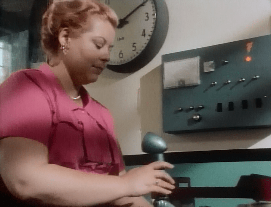 Doris Bell | broomheadz