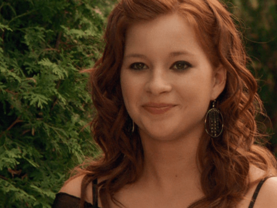 Ellie Nash | broomheadz