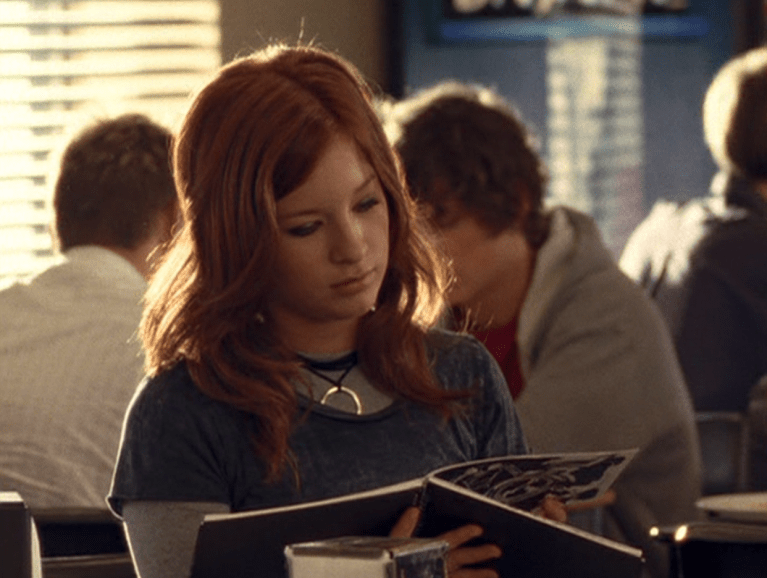 Ellie Nash | broomheadz